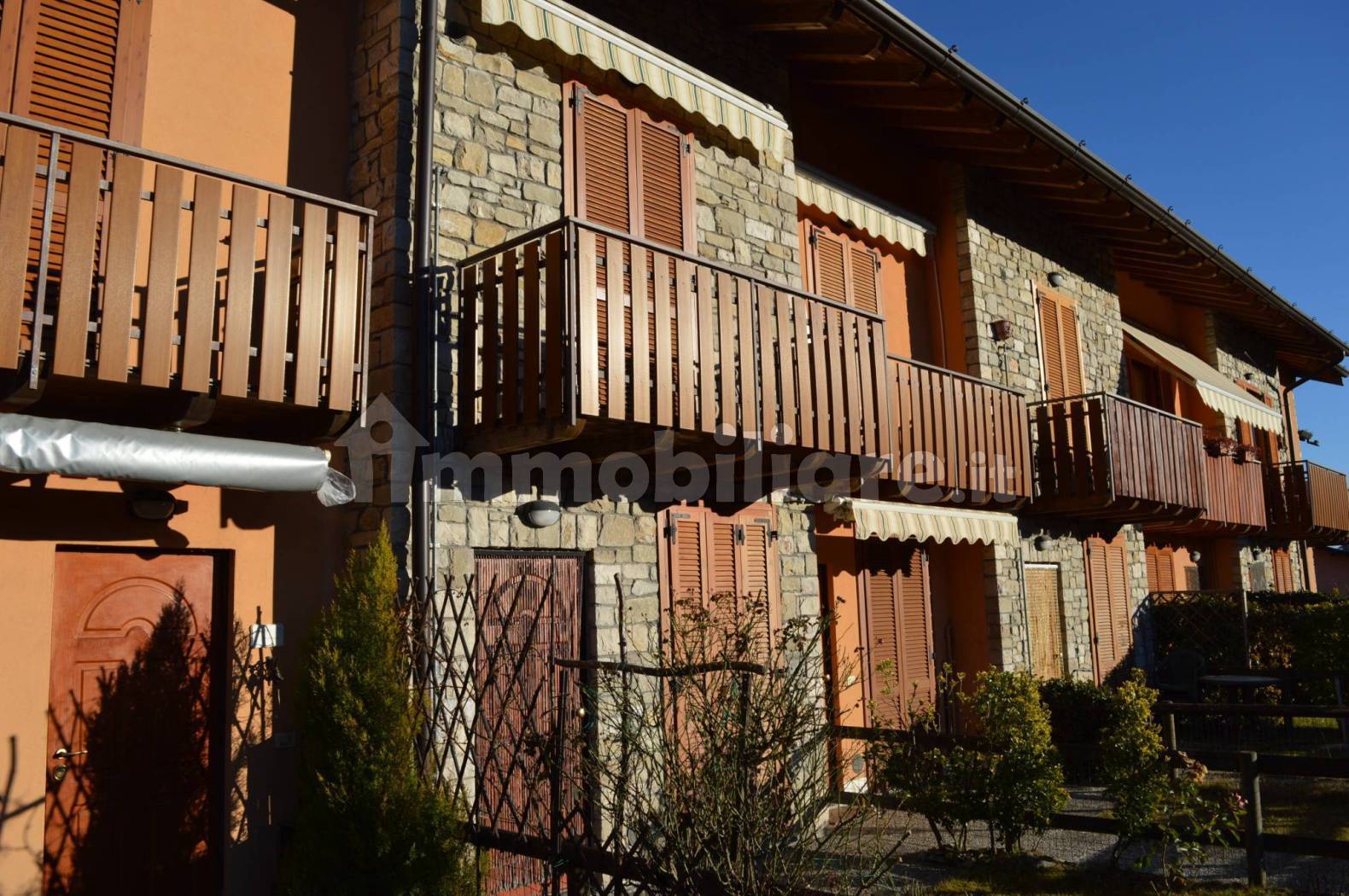 Bilocale via Laura Ferri, Cerete