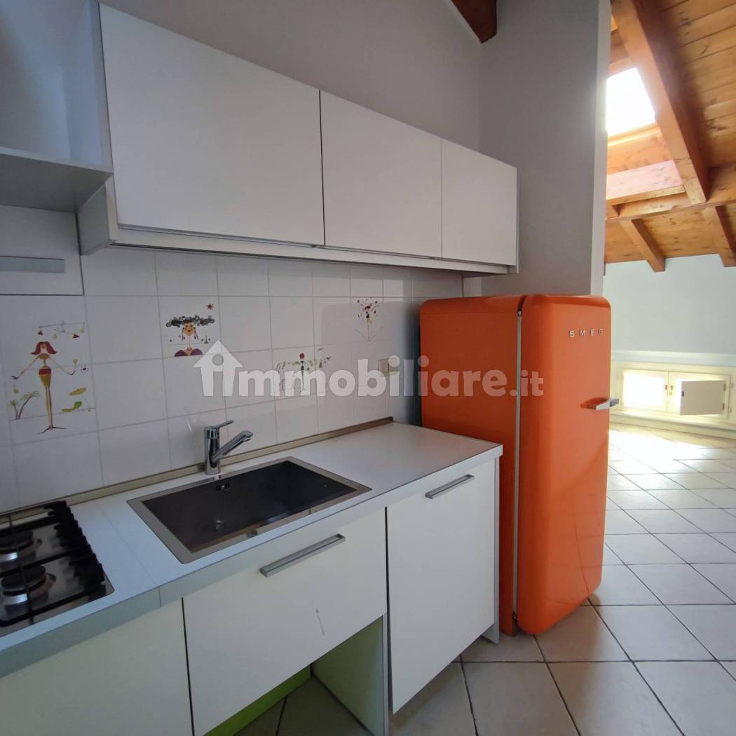 Trilocale ottimo stato, terzo piano, Centro, Casalmaggiore