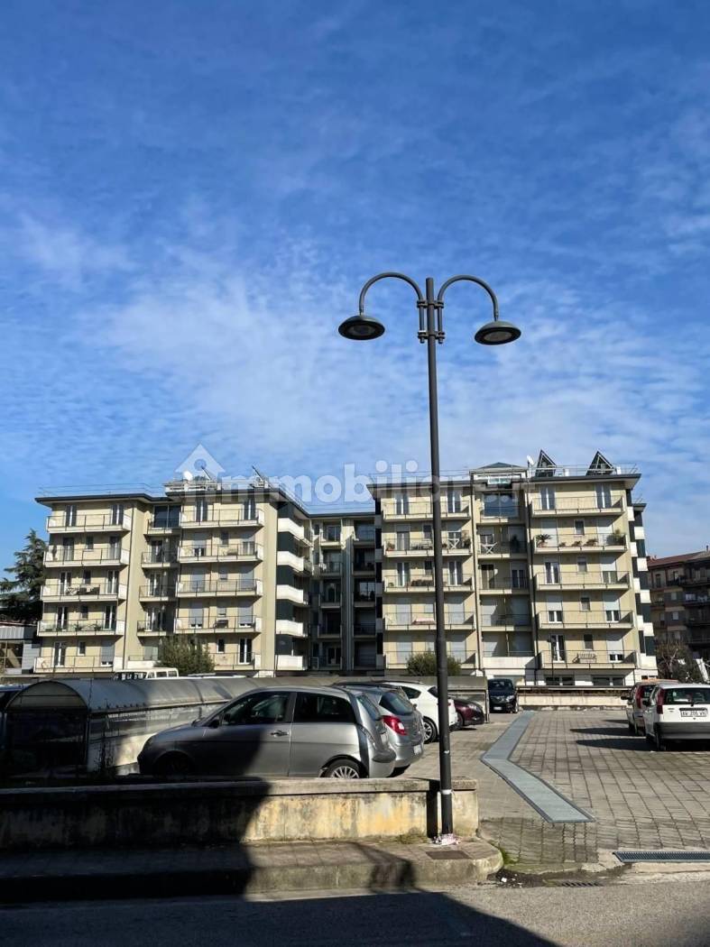 Quadrilocale via Roma 111, Atripalda