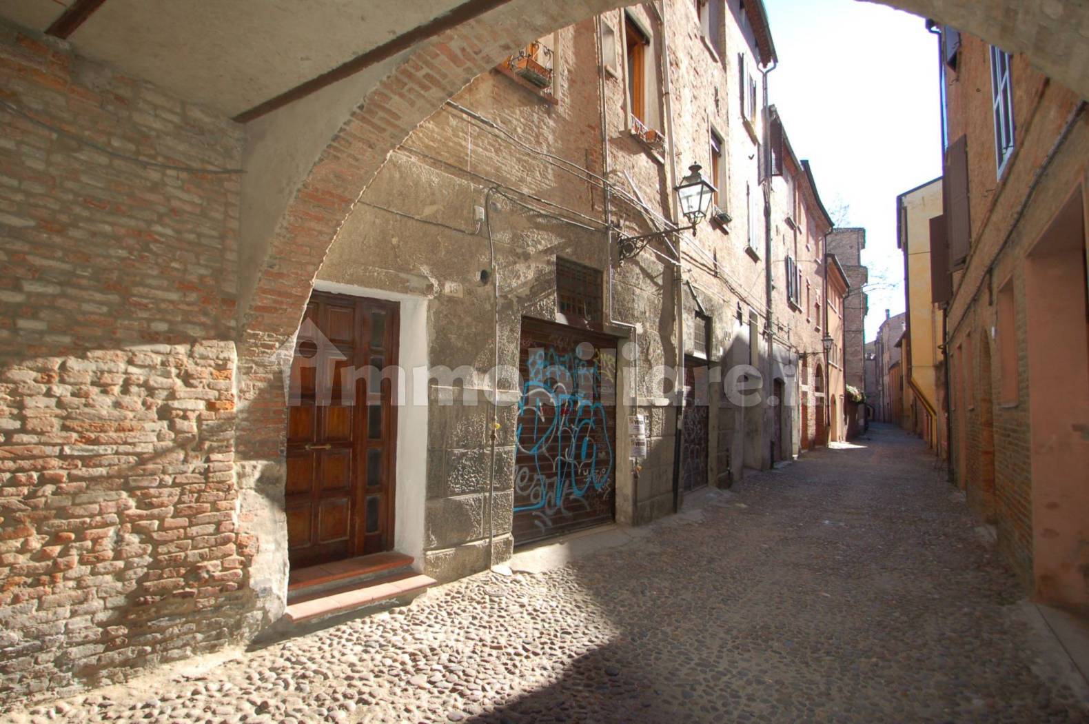 Laboratorio in Vendita