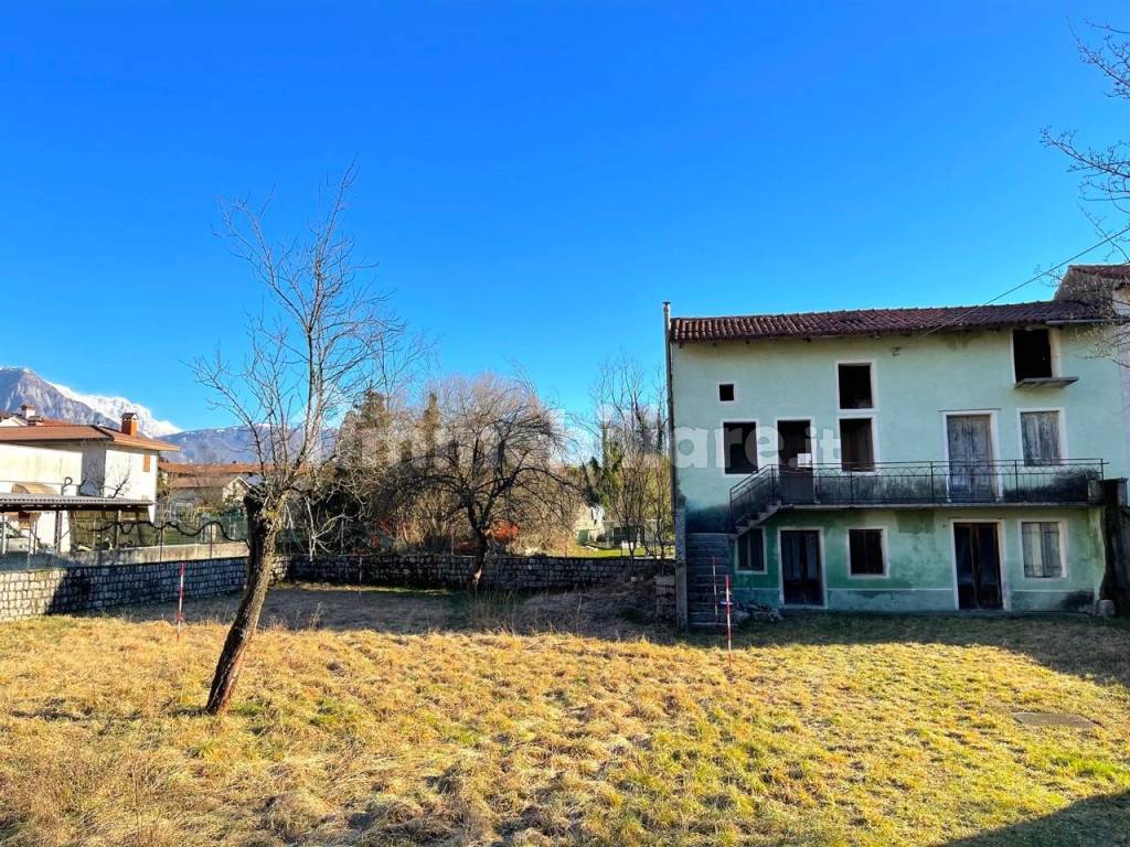 Vente Fermette en via Basilio Brollo 15 Aviano. À rénover, 136 m², ref ...