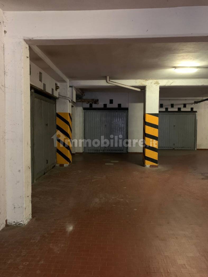 Garage - Box in Vendita
