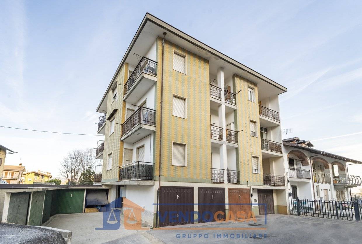 Trilocale via Santuario 48, Centro, Boves