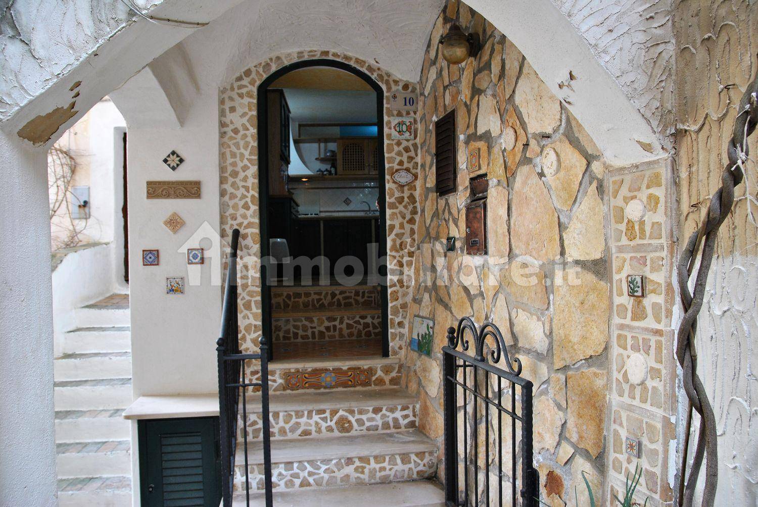 Bilocale via Seconda Ospedale 2, Centro, Sperlonga