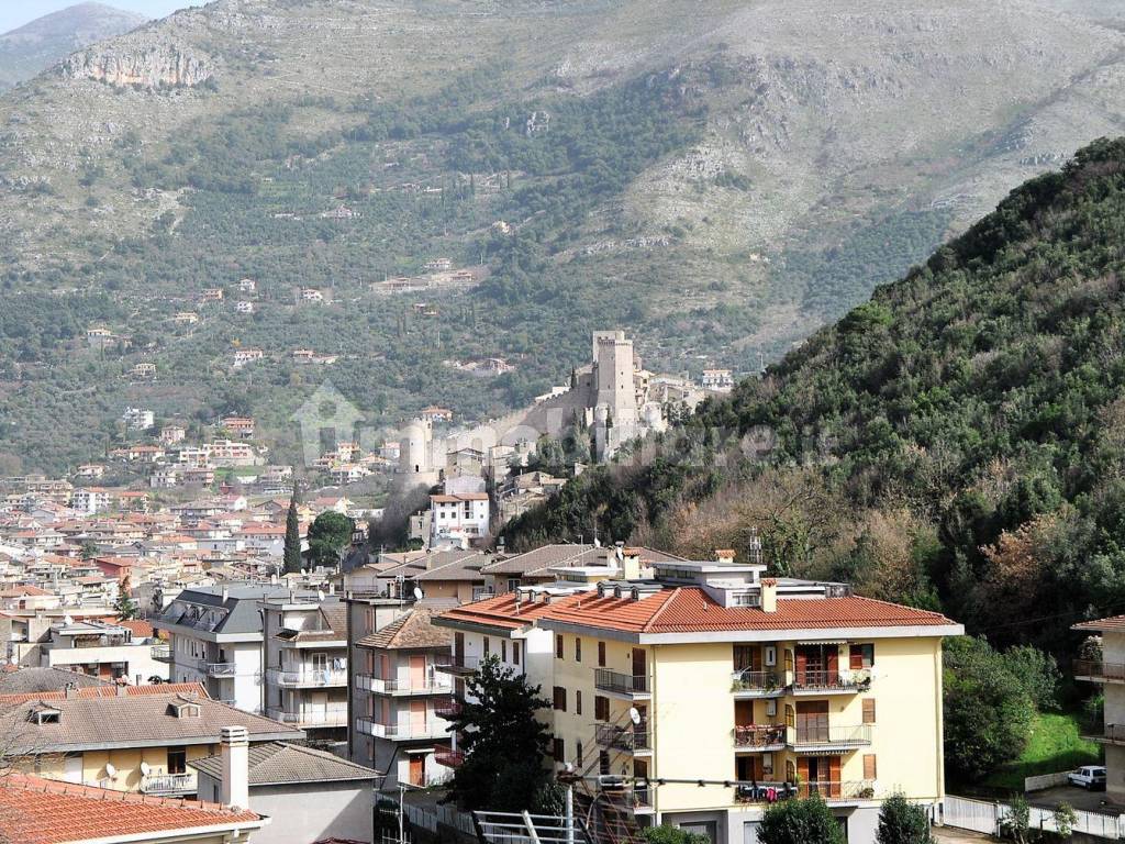 Venta Piso en via Torretta. Itri. Buen estado, primera planta ...