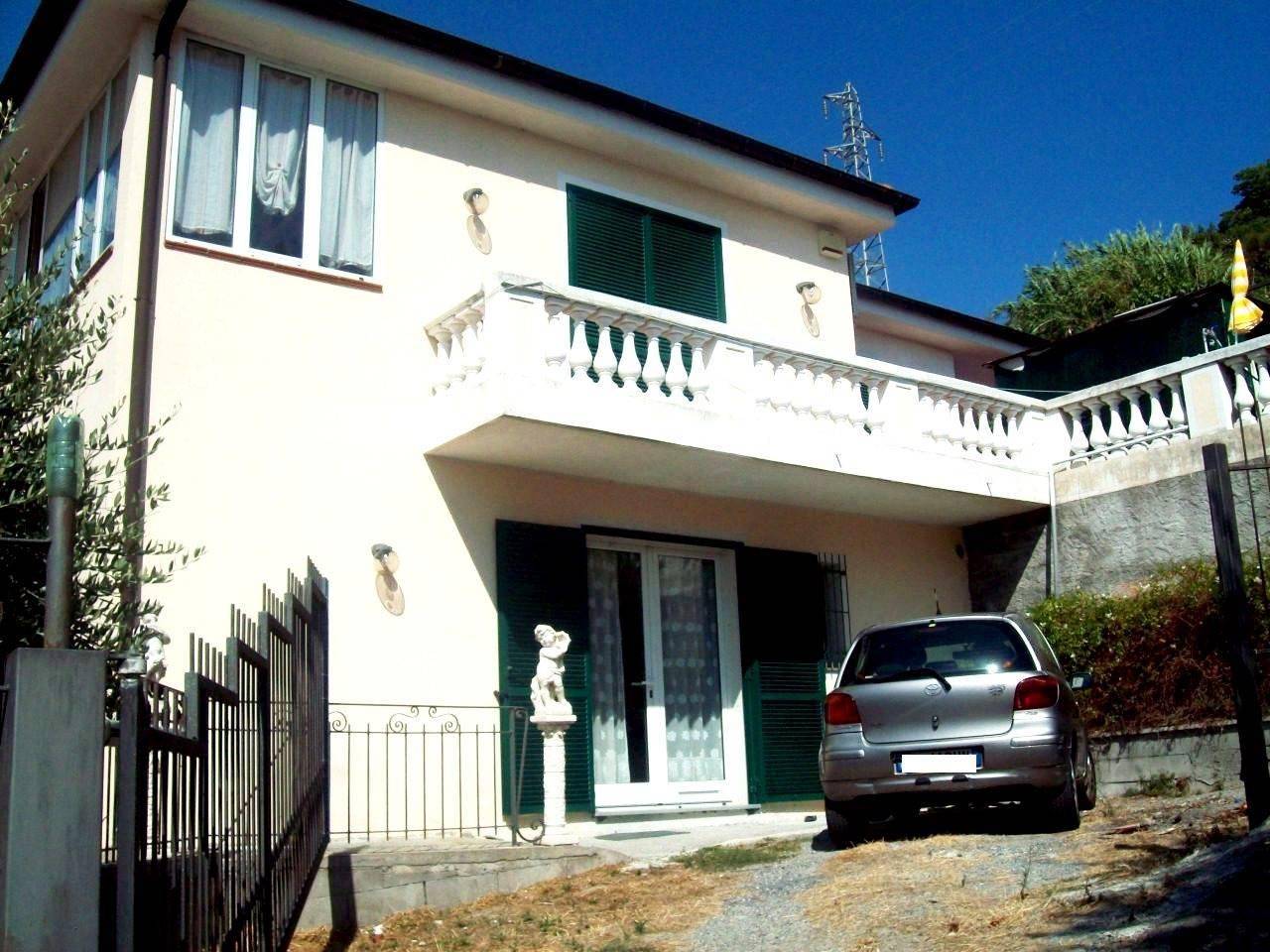 Villa bifamiliare, nuova, 190 m², Centro, Vallecrosia