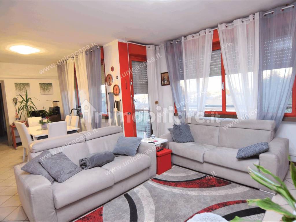 Vendita Appartamento Verdello. Quadrilocale, Buono stato, terzo piano ...