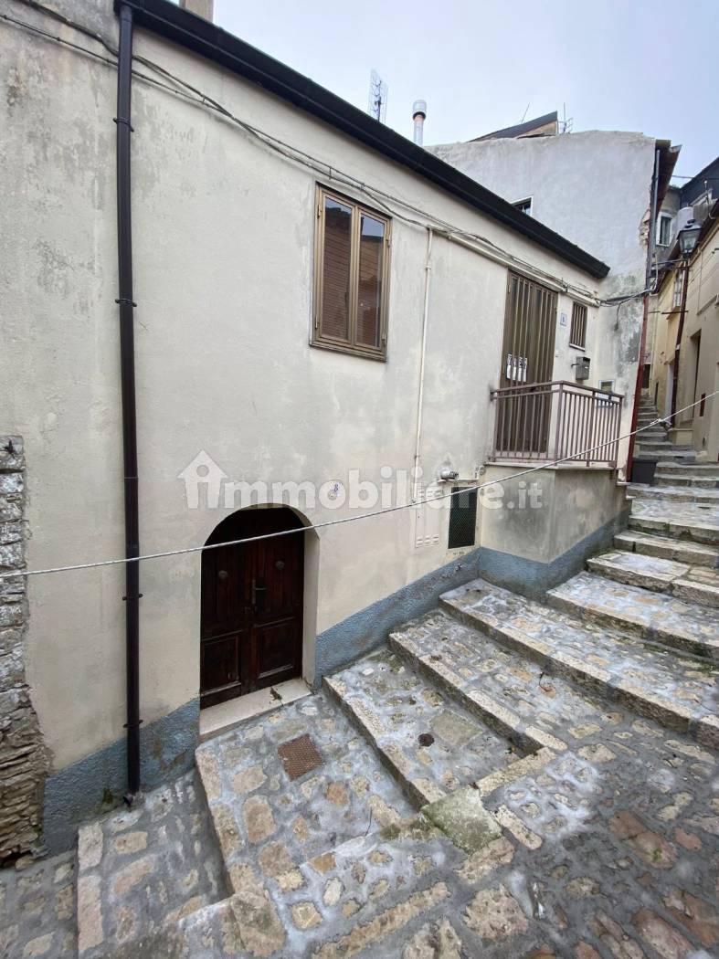 Quadrilocale Vico Scalone 6, Forenza