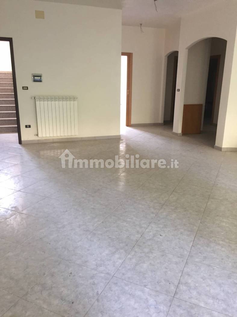 Appartamento via Giuseppe Di Vittorio, Ferrandina