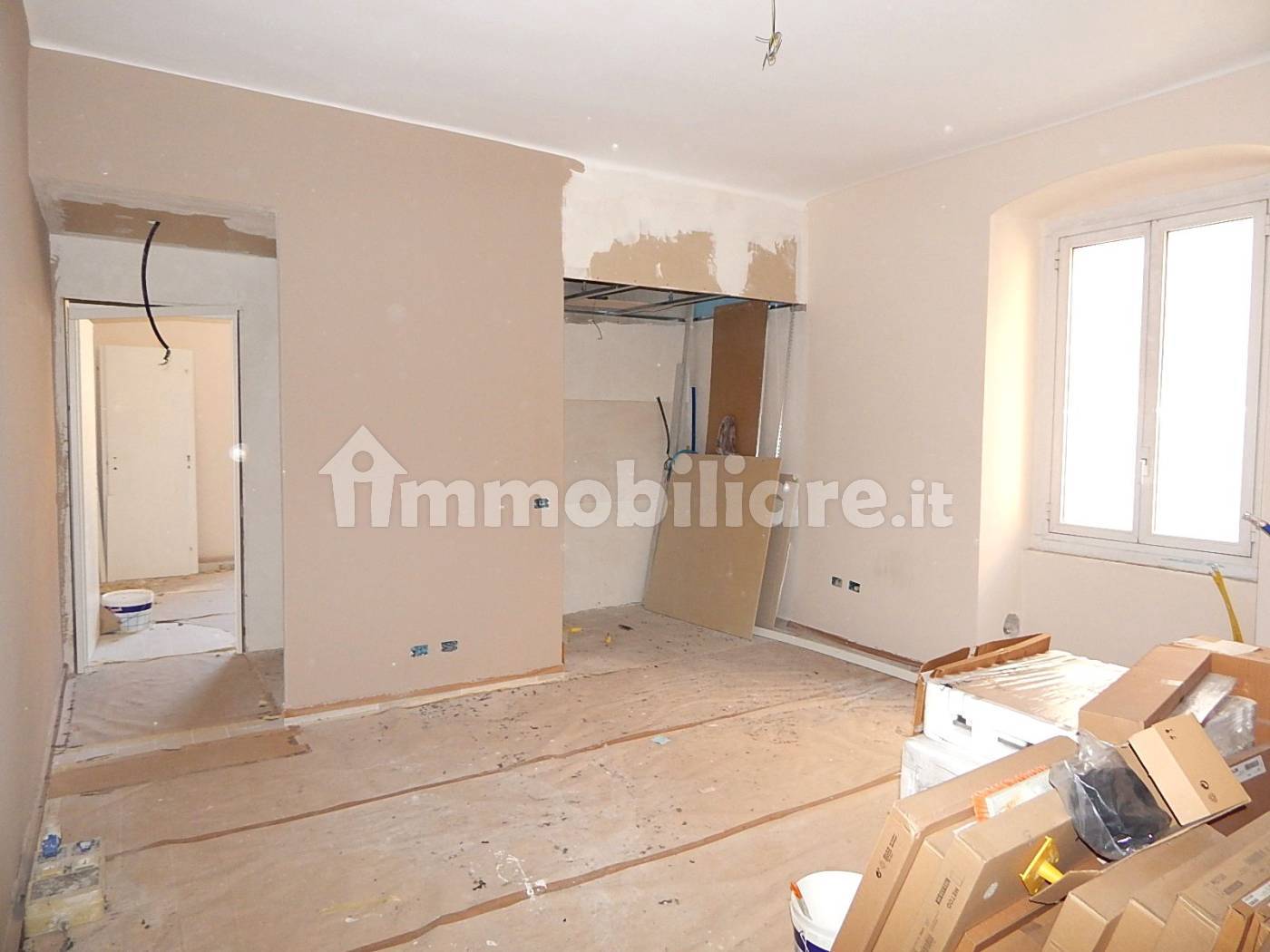 Trilocale via Rino Mandoli 115, Staglieno, Genova