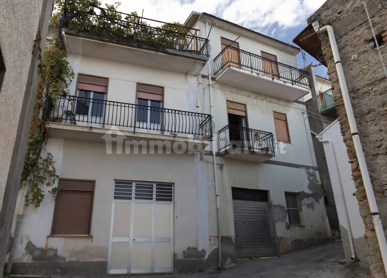 Appartamento via San Teodoro, Sorrentini, Patti
