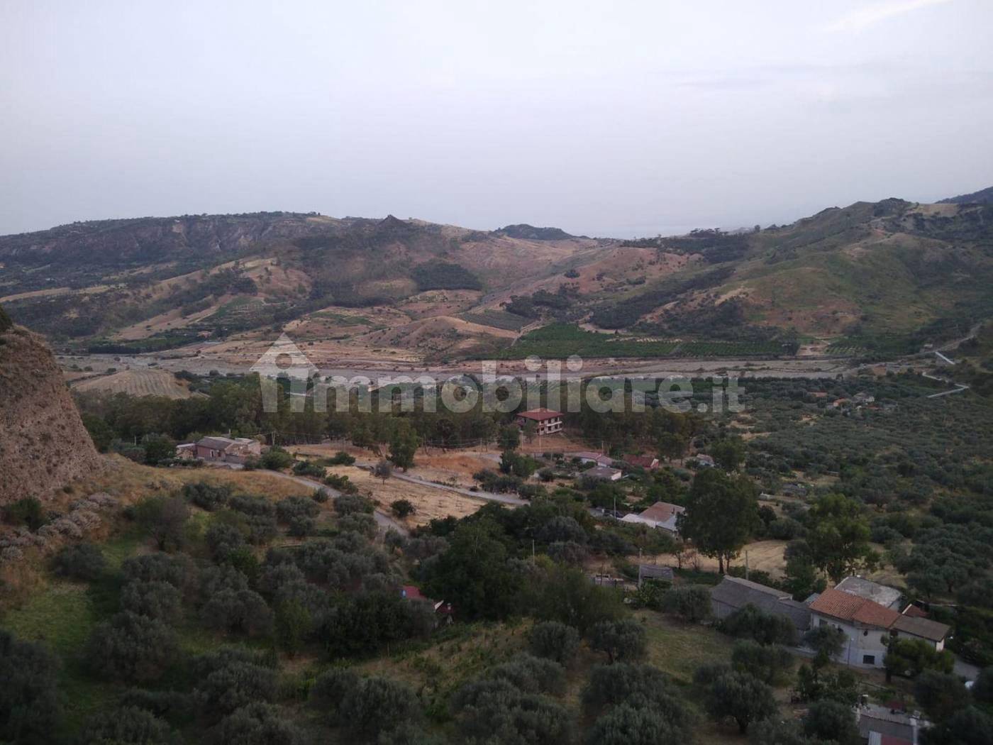 Appartamento via Vincenzo Niutta San c, Caulonia