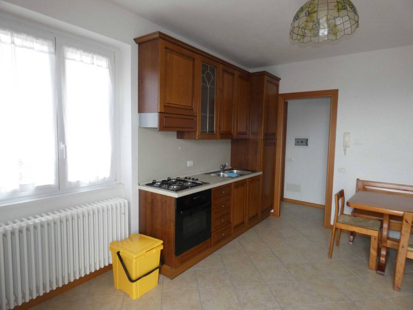 Trilocale via Roma, Centro, Esino Lario