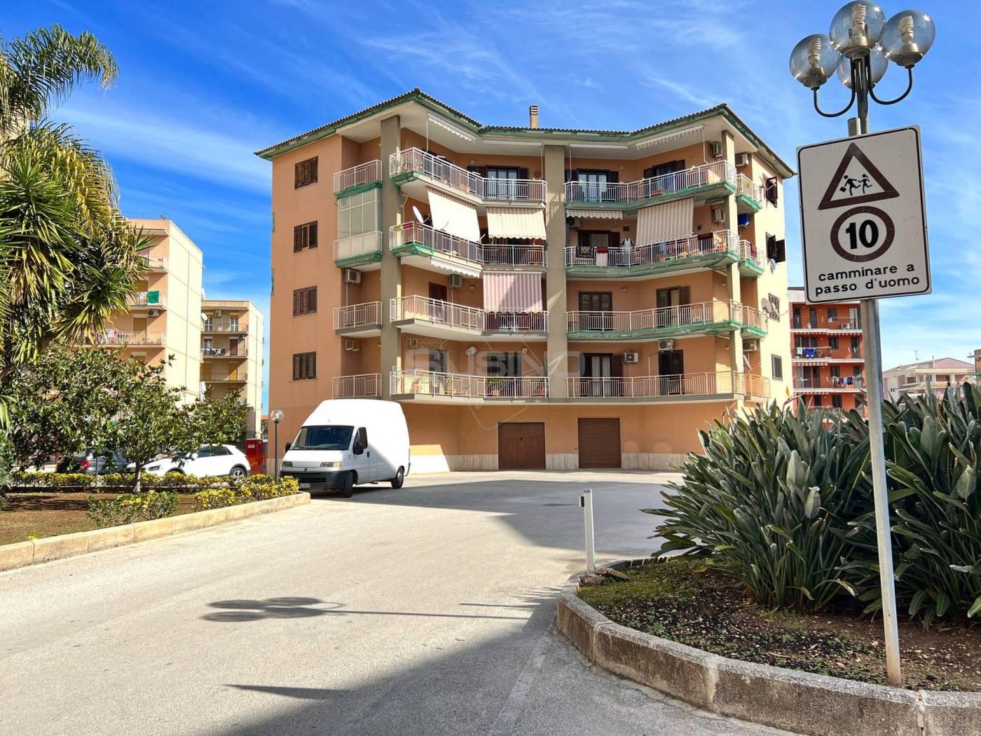 Garage - Box in Vendita