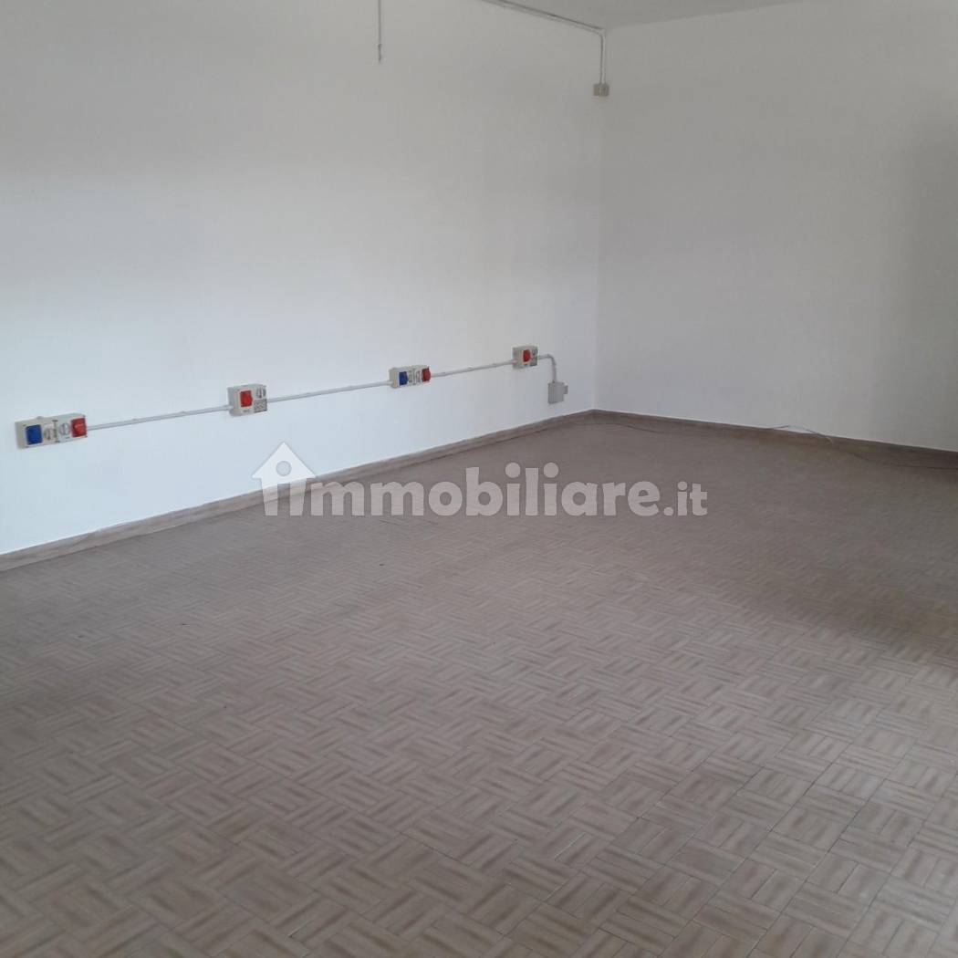 Laboratorio in Vendita