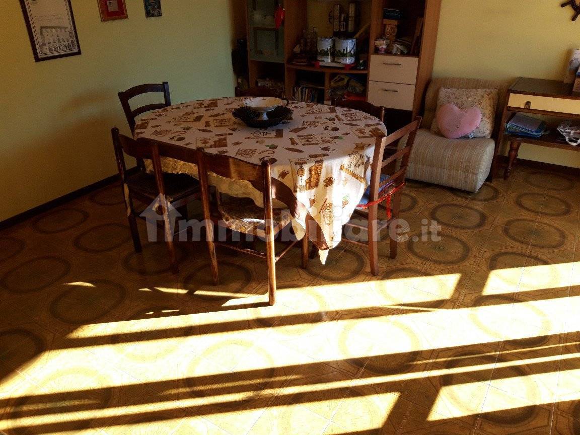 Appartamento via Lucchese, Santa Lucia, Uzzano