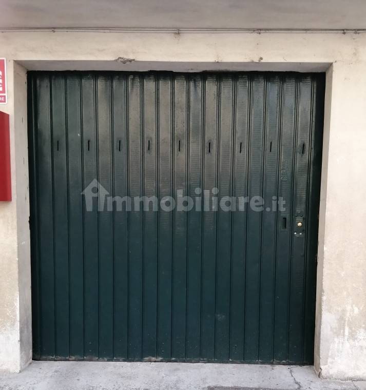 Garage - Box in Vendita