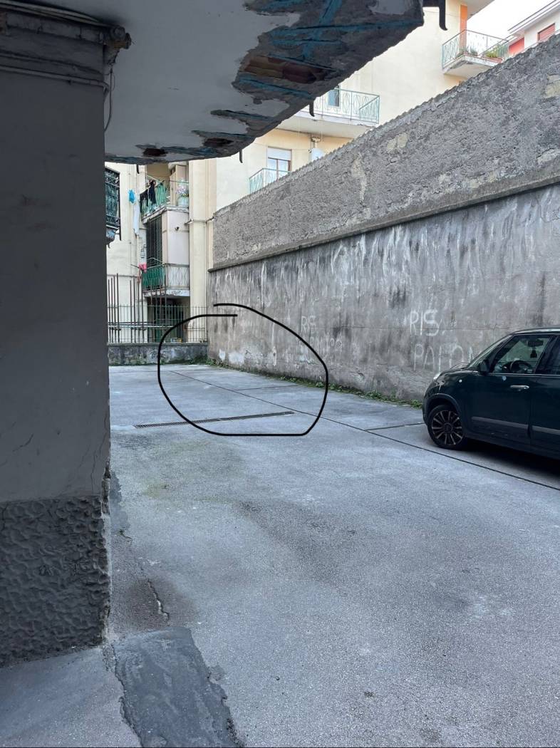 Posto auto - moto in Vendita