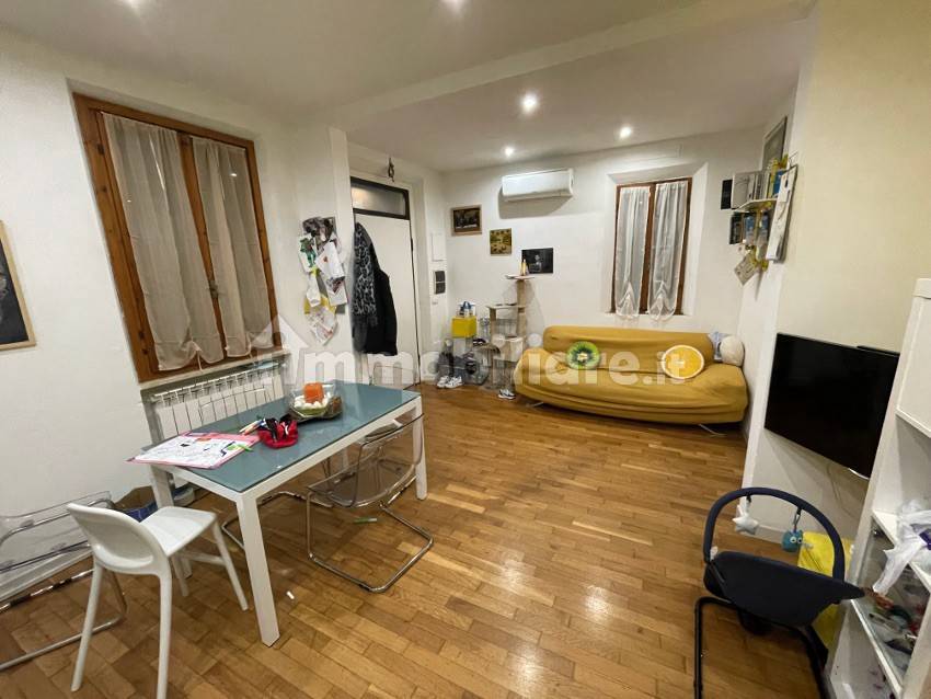 Trilocale ottimo stato, piano terra, La Querce, Prato