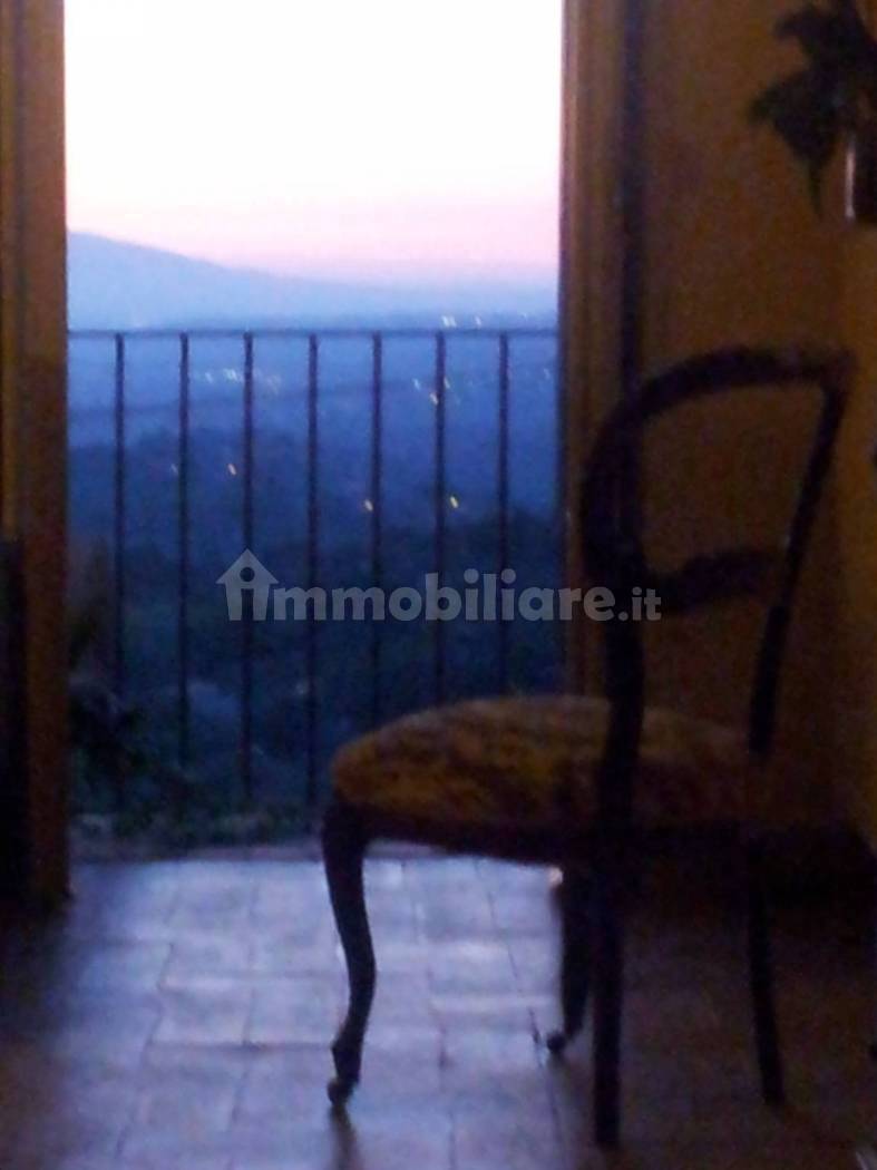 Quadrilocale piazza Comunale, Montopoli In Sabina, Montopoli di Sabina