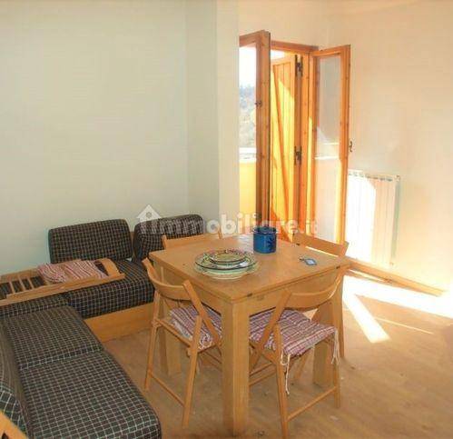 Bilocale buono stato, terzo piano, Rocca di Mezzo