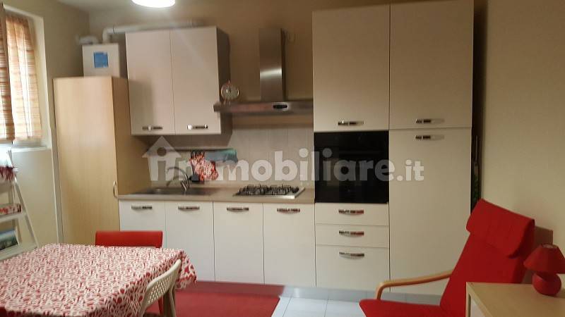 Bilocale viale Cremona 6, San Pietro, Pavia