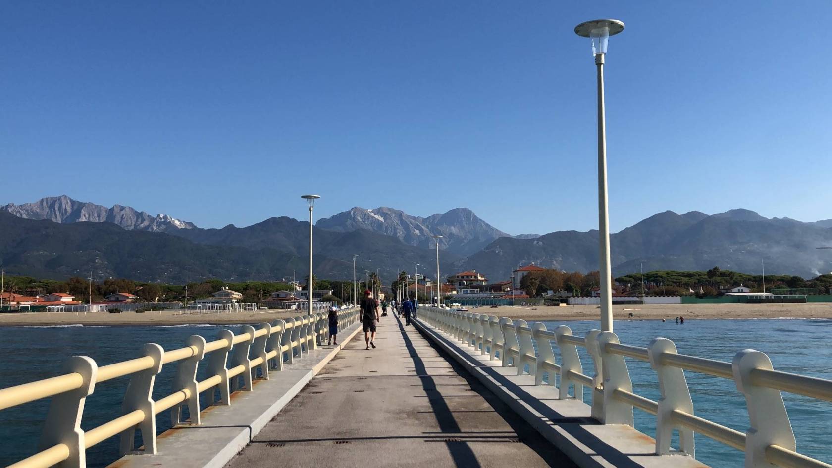 Locale commerciale in Vendita