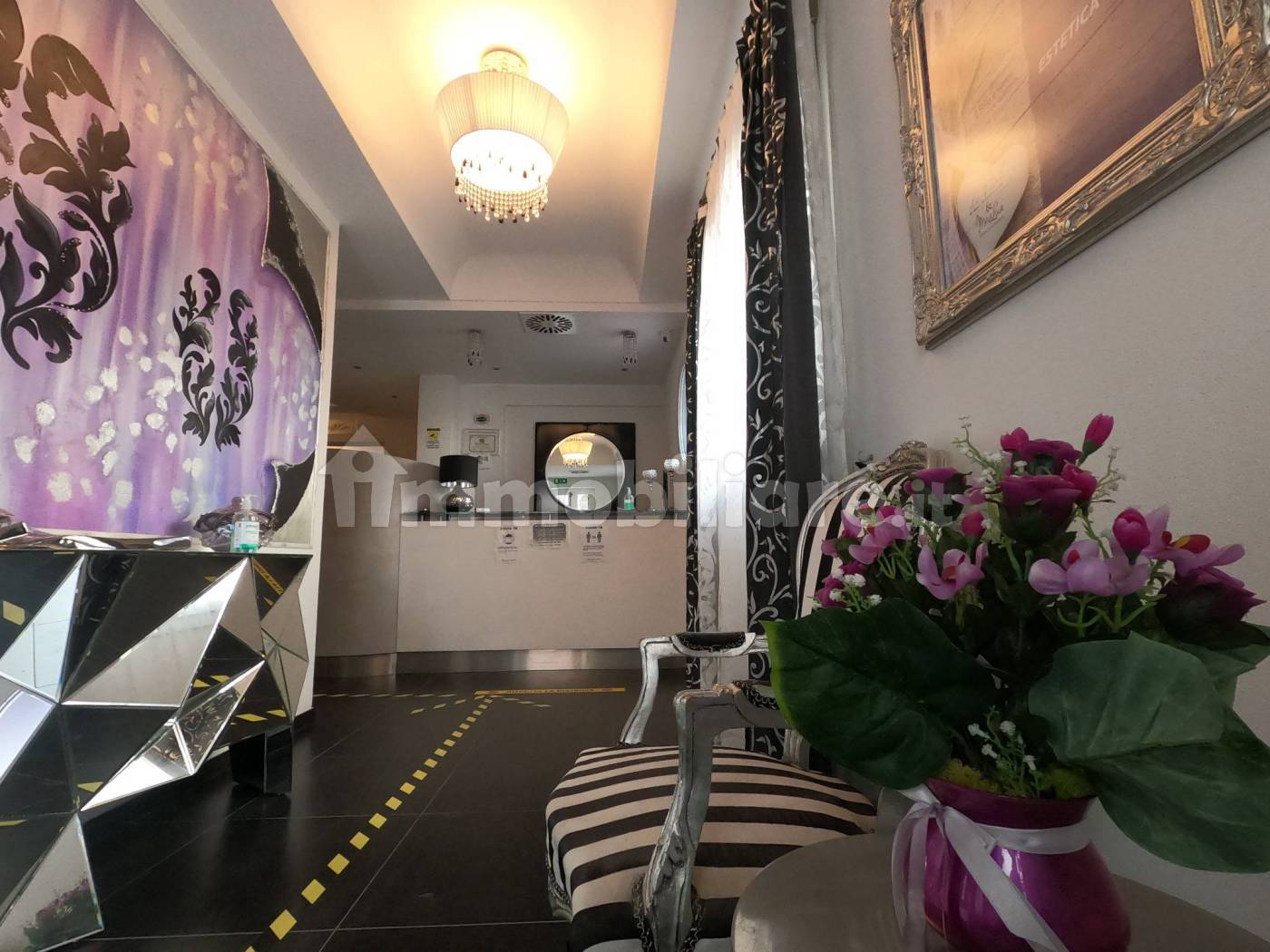 Hotel in Vendita