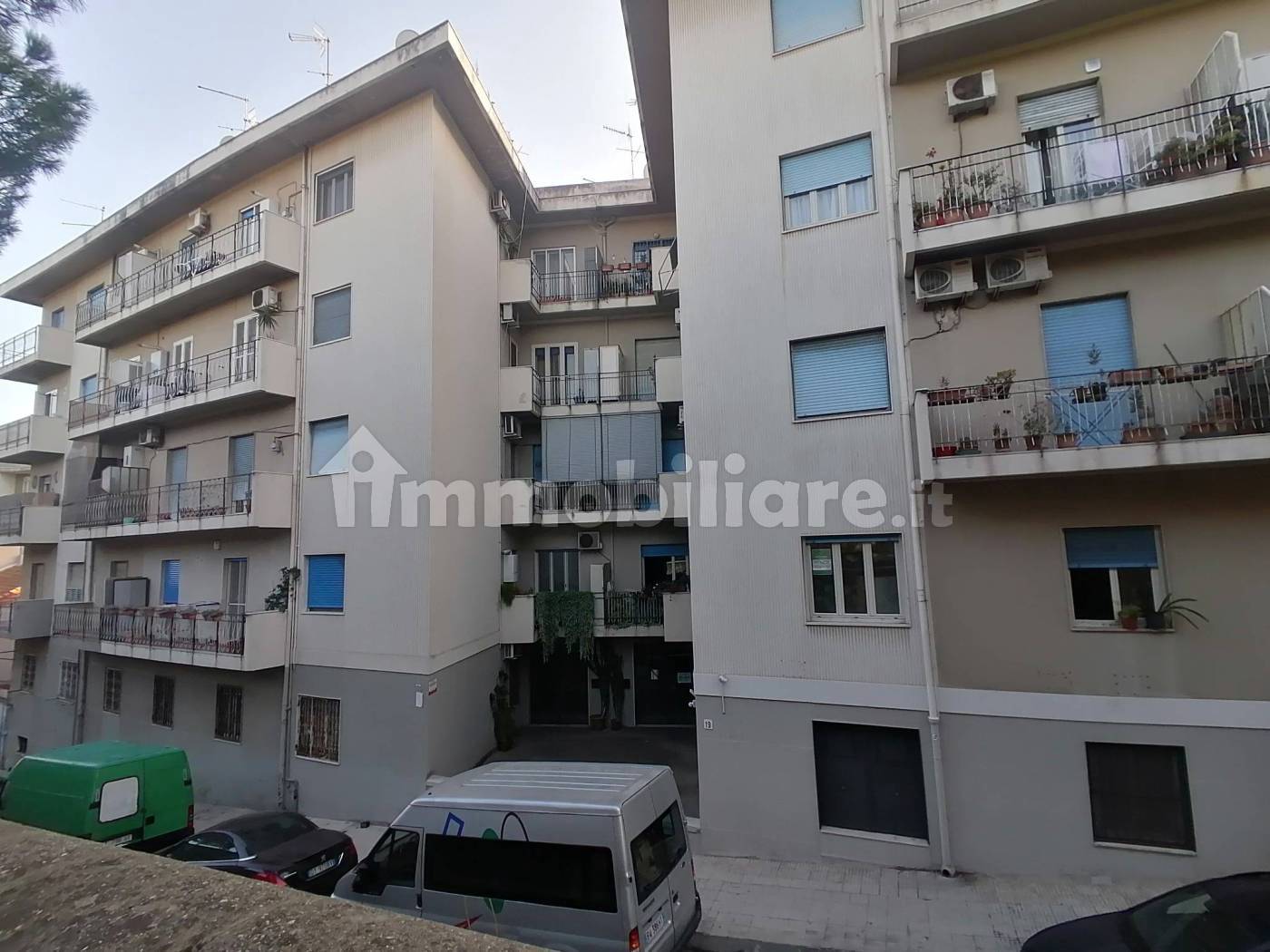 Appartamento salita Cappuccini 19, Regina Margherita - Torrente Trapani, Messina