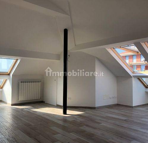 Bilocale viale Antonio Ed Elina Devoto, Stadio, Chiavari