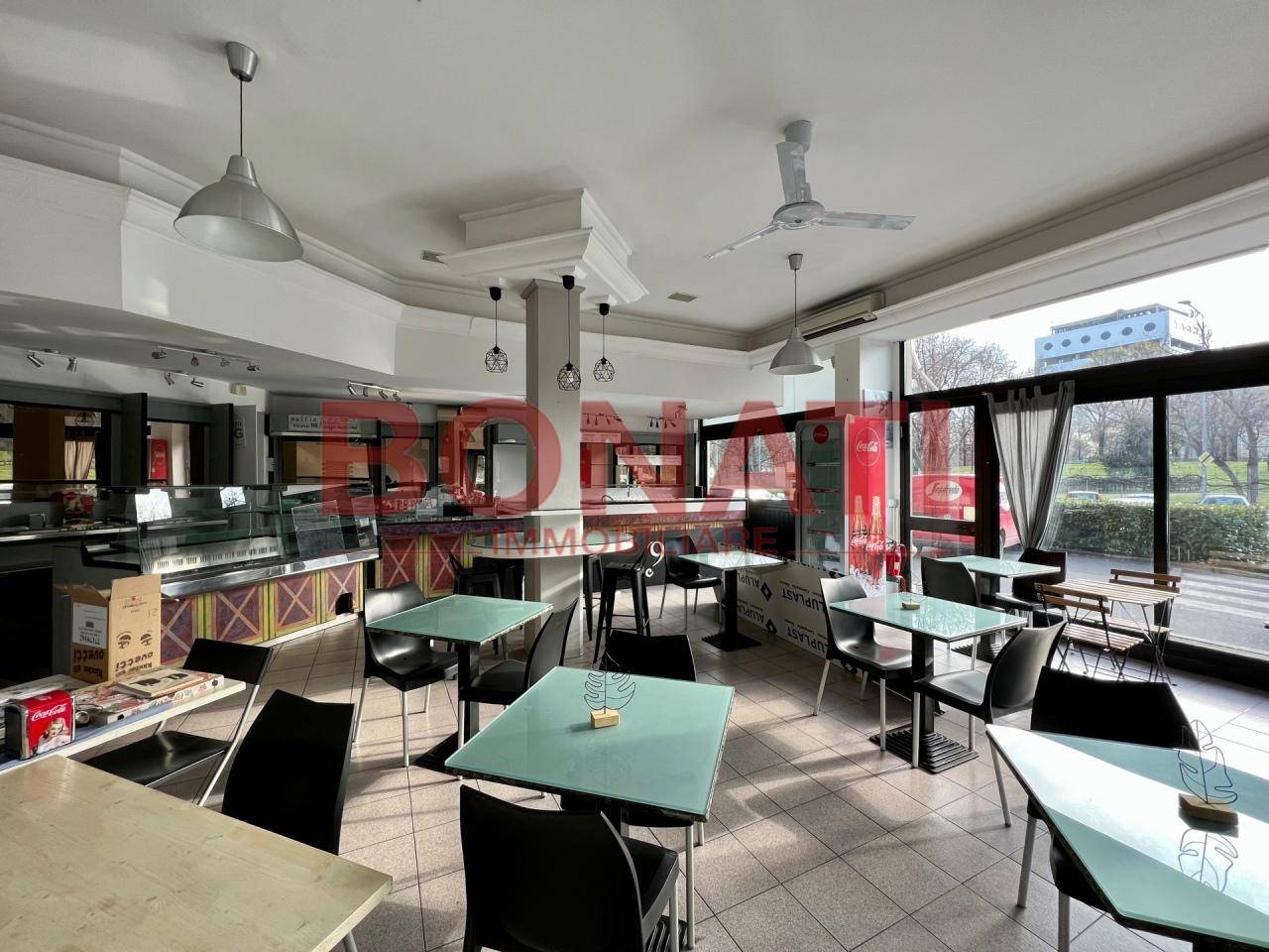 Locale commerciale in Vendita