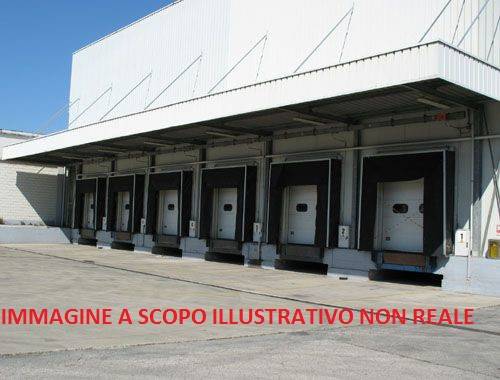 Capannone in Vendita