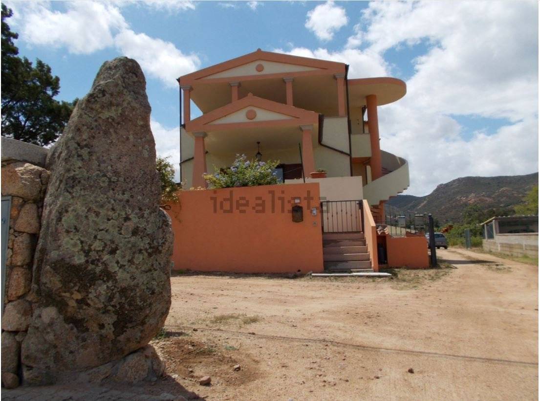 Trilocale viale Santu Micali, Loiri Porto San Paolo