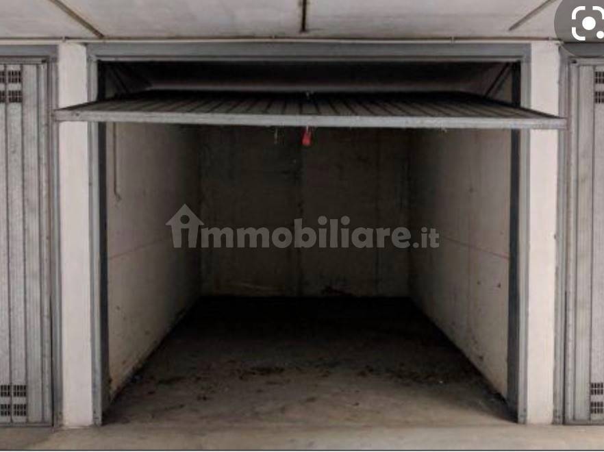 Garage - Box in Vendita