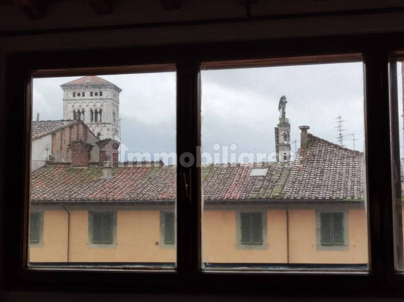 Trilocale via della Zecca, Piazza Anfiteatro - Torre Guinigi, Lucca