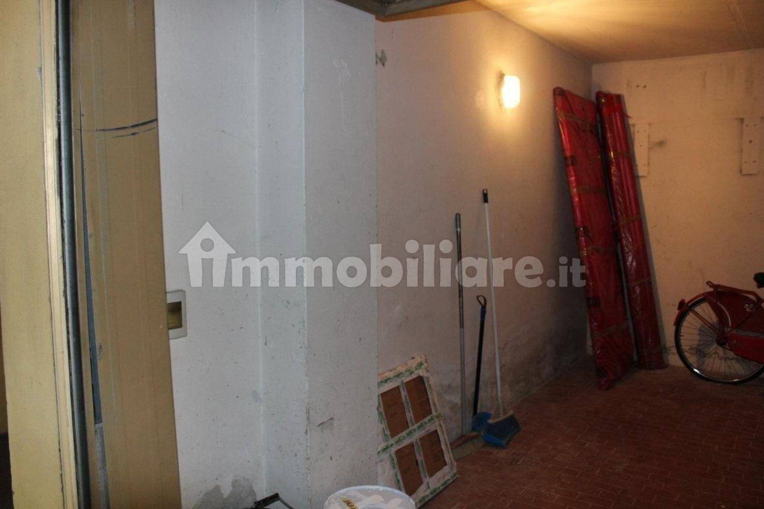 Garage - Box in Vendita