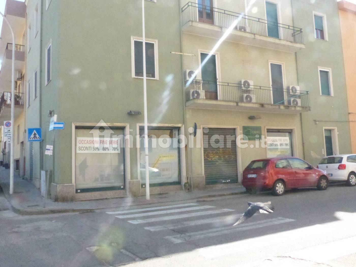 Locale commerciale in Vendita