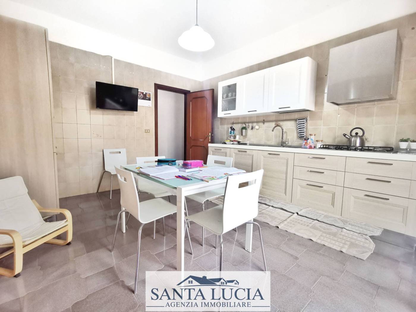 Appartamento via Federico II, Canicattì