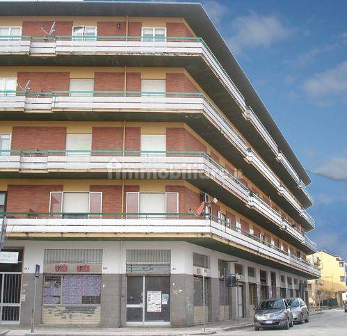 Trilocale via Gino Di Biase, Centro, Bojano