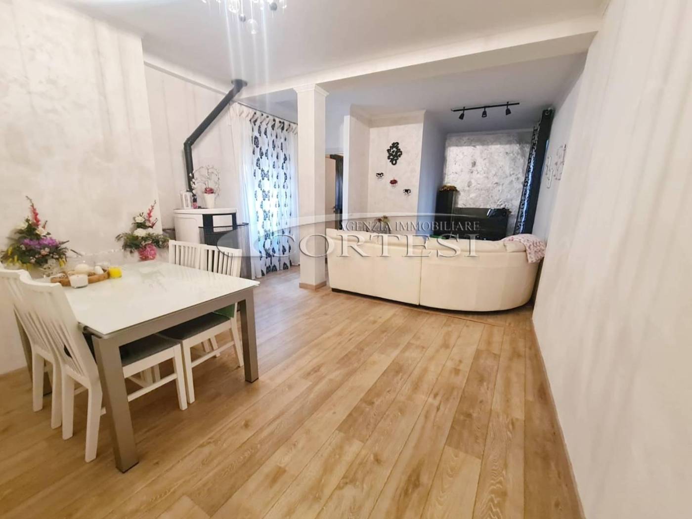 Appartamento ottimo stato, piano terra, Centro, Sansepolcro