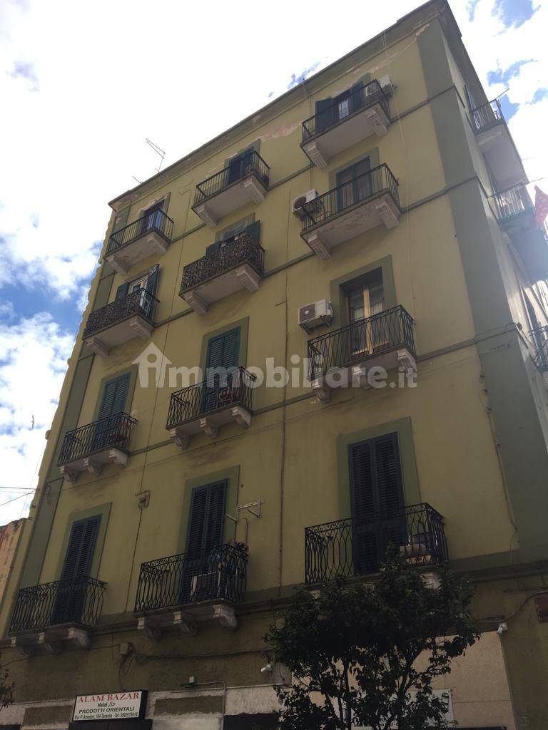 Trilocale via Duca di Genova 1, Borgo, Taranto