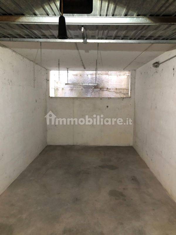Garage - Box in Vendita