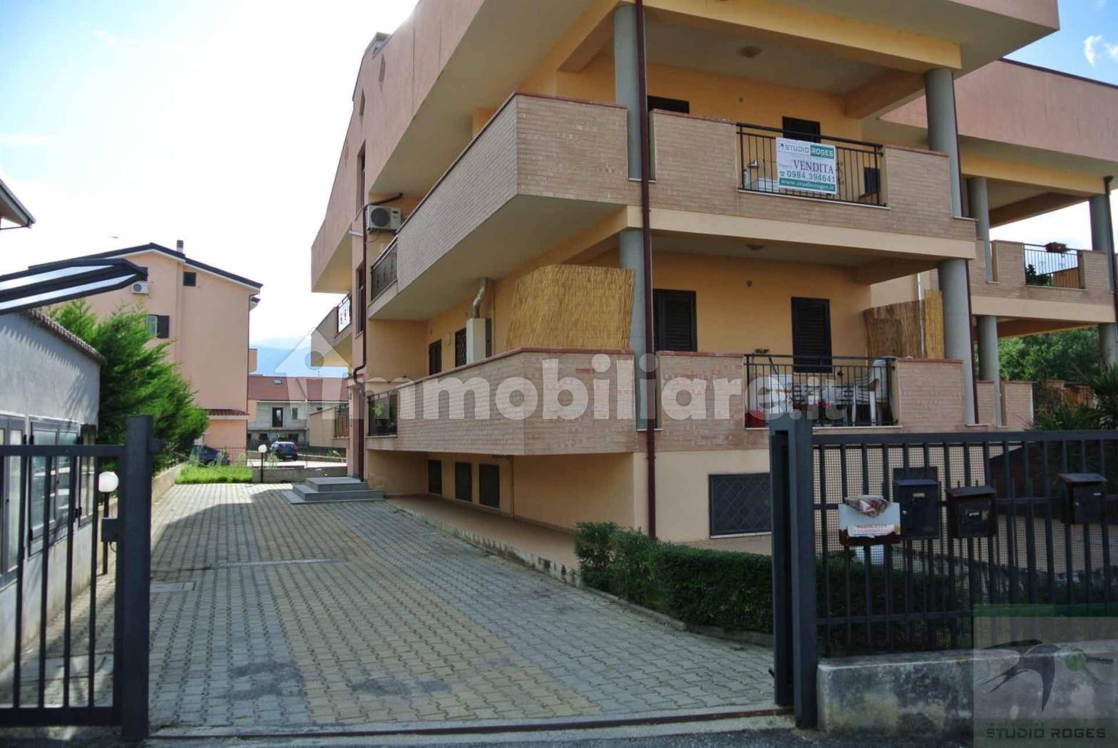 Trilocale Contrada Macchialonga 26, Santo Stefano, Rende