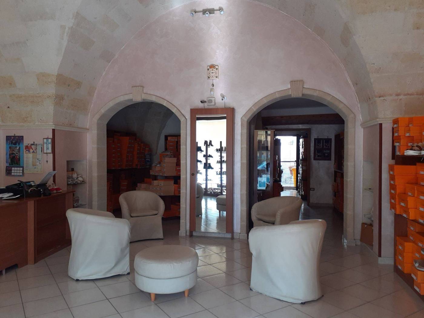 Negozio di calzature in Vendita