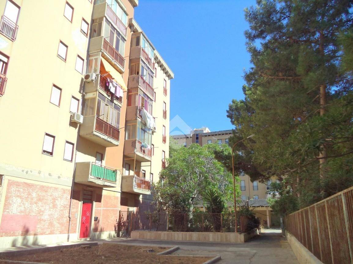 Quadrilocale viale emilia romagna 16, Centro, Trapani