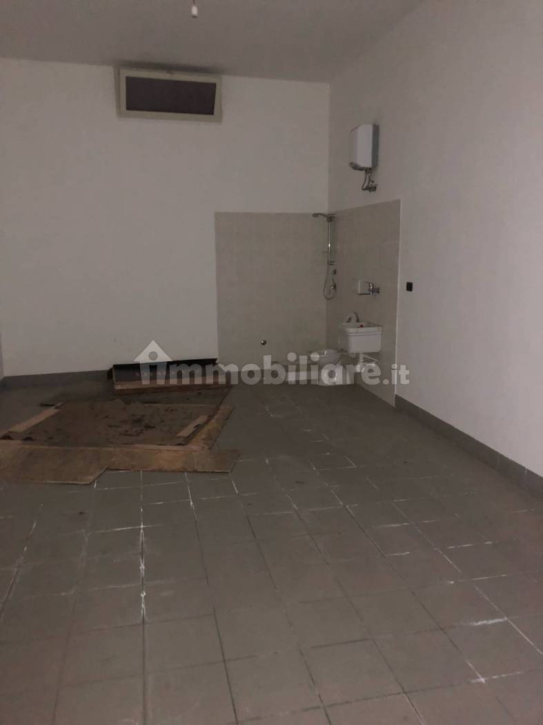 Garage - Box in Vendita