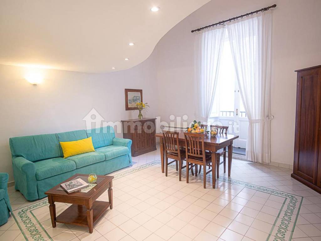 Sale Apartment Sorrento. 2-room flat in via Santa Maria delle Grazie 26 ...