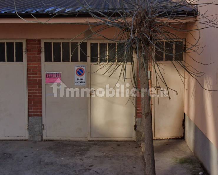 Garage - Box in Vendita