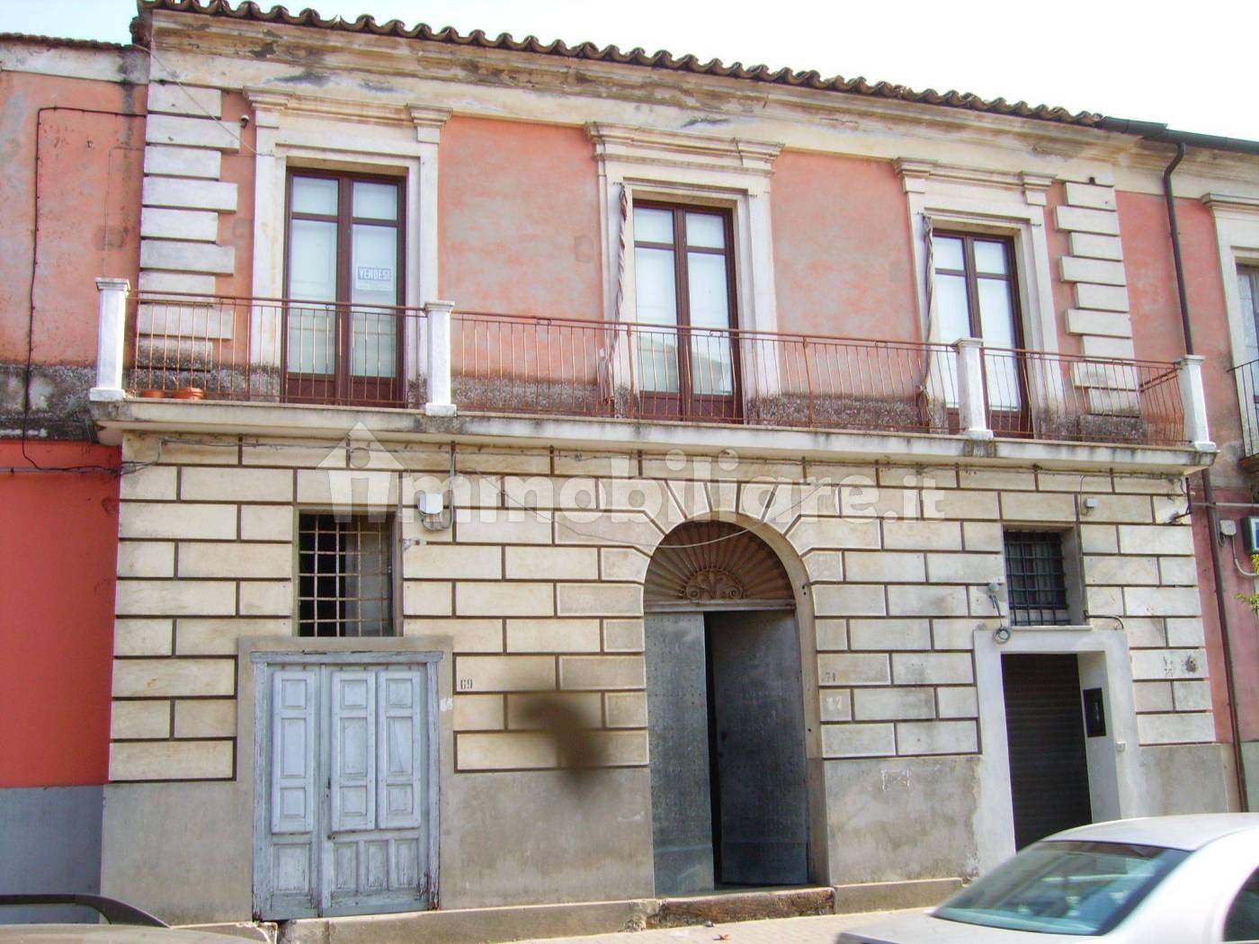 Trilocale corso Castelmonardo 72, Centro, Filadelfia