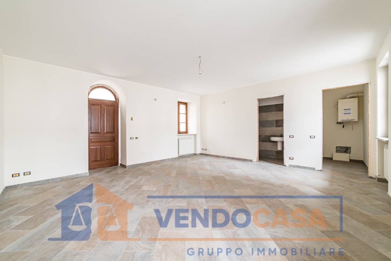 Monolocale via Giuseppe Garibaldi 25, Centro, Cherasco